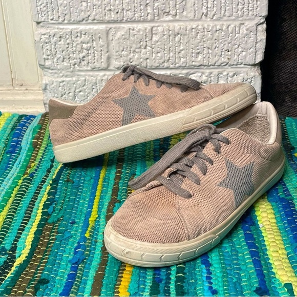 Vintage Havana | Shoes | Vintage Havana Sneakers Fly Salmon Multi Low ...
